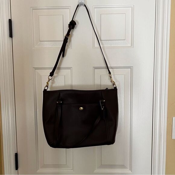 Coach | Bags | Coach Leather Bagclean Practically New Excellent ...